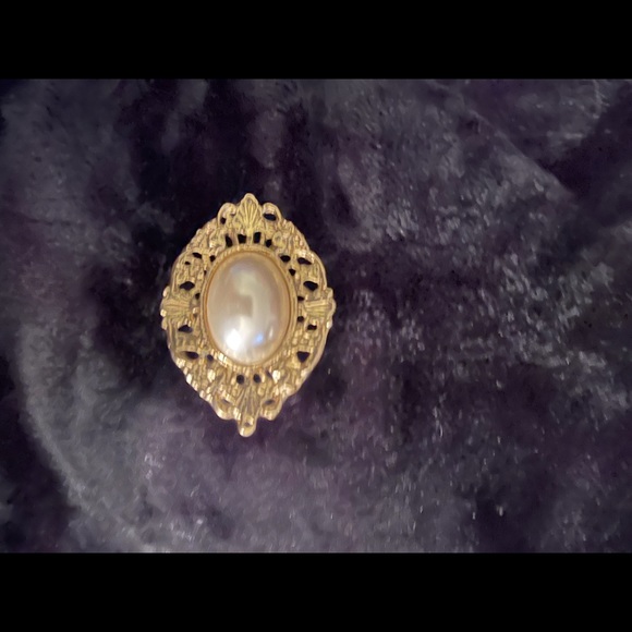 Jewelry | Vintage Pin Bljew | Poshmark